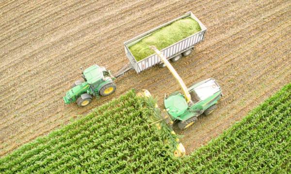 Why You Should Hire a Professional Farm Manager | Midwest Land ...